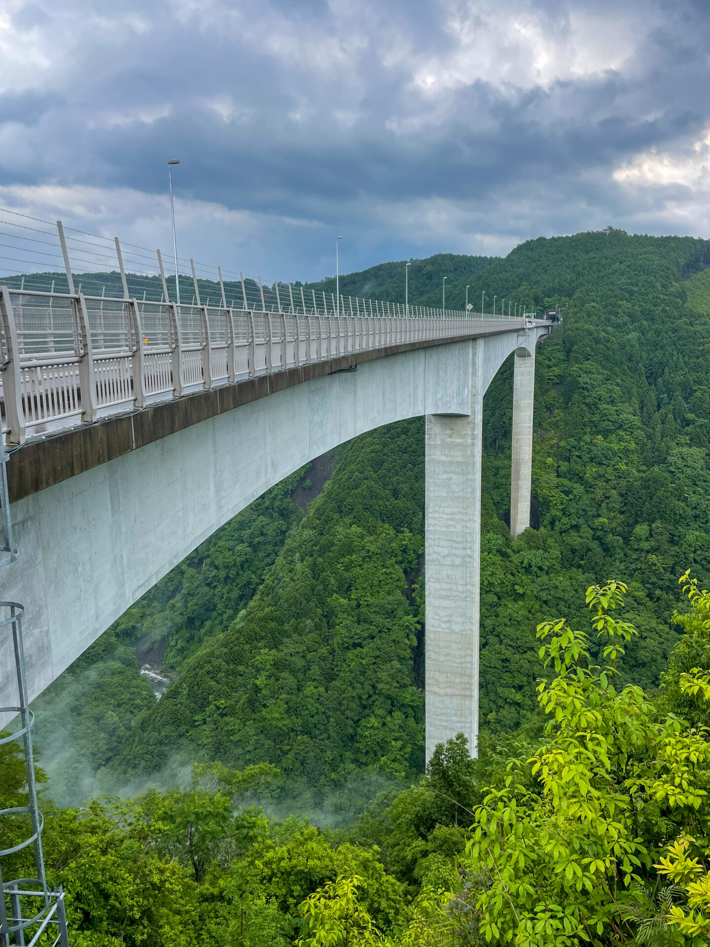 Shin -Tabisoko Bridge - Most Japan